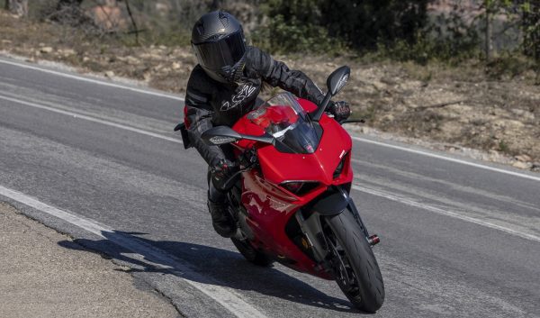 Top 10 Motorcycle Helmet Brands in 2025 - BDLA Motorbikes